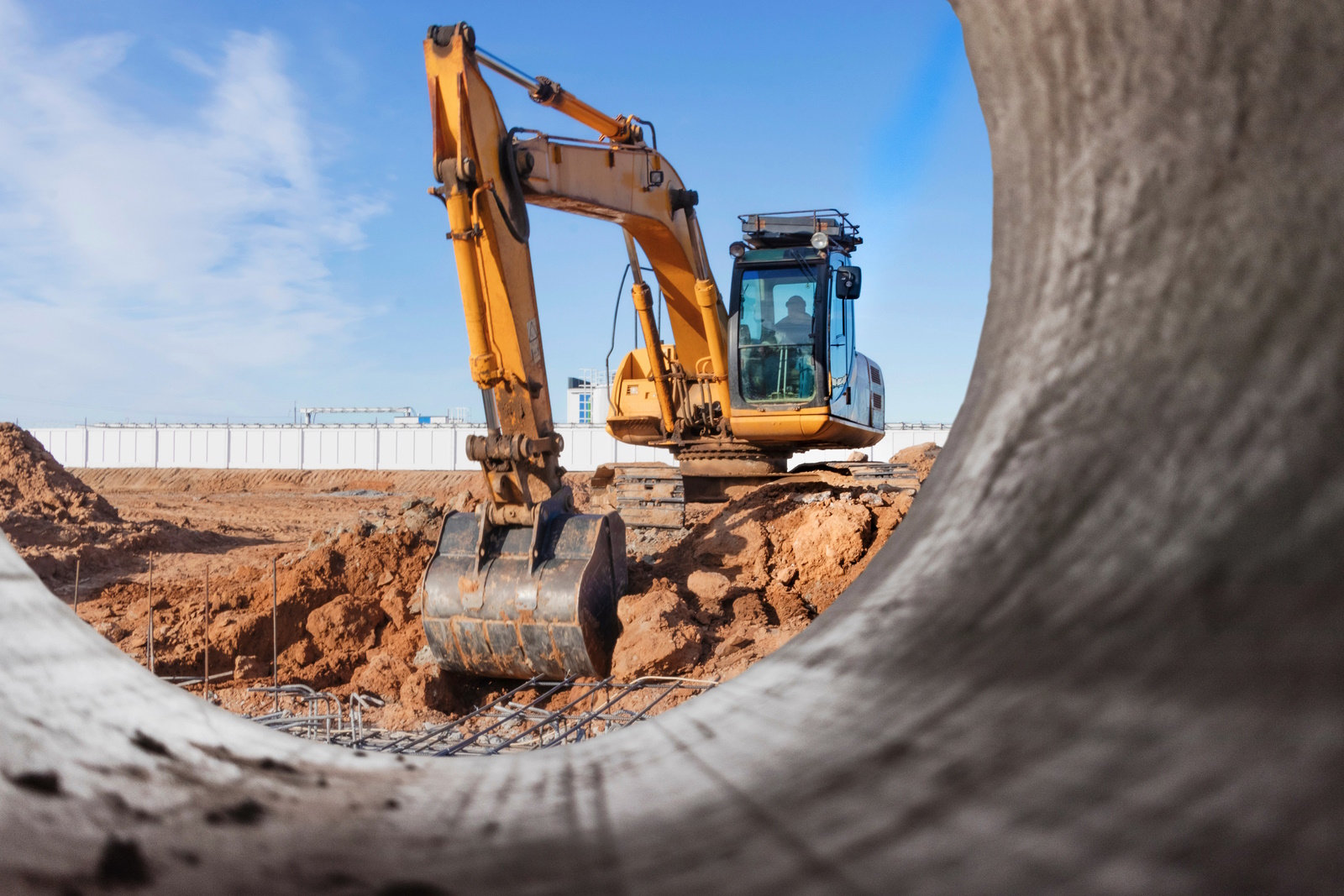 Digger Accident Claims - How Much Compensation Can I Claim ...